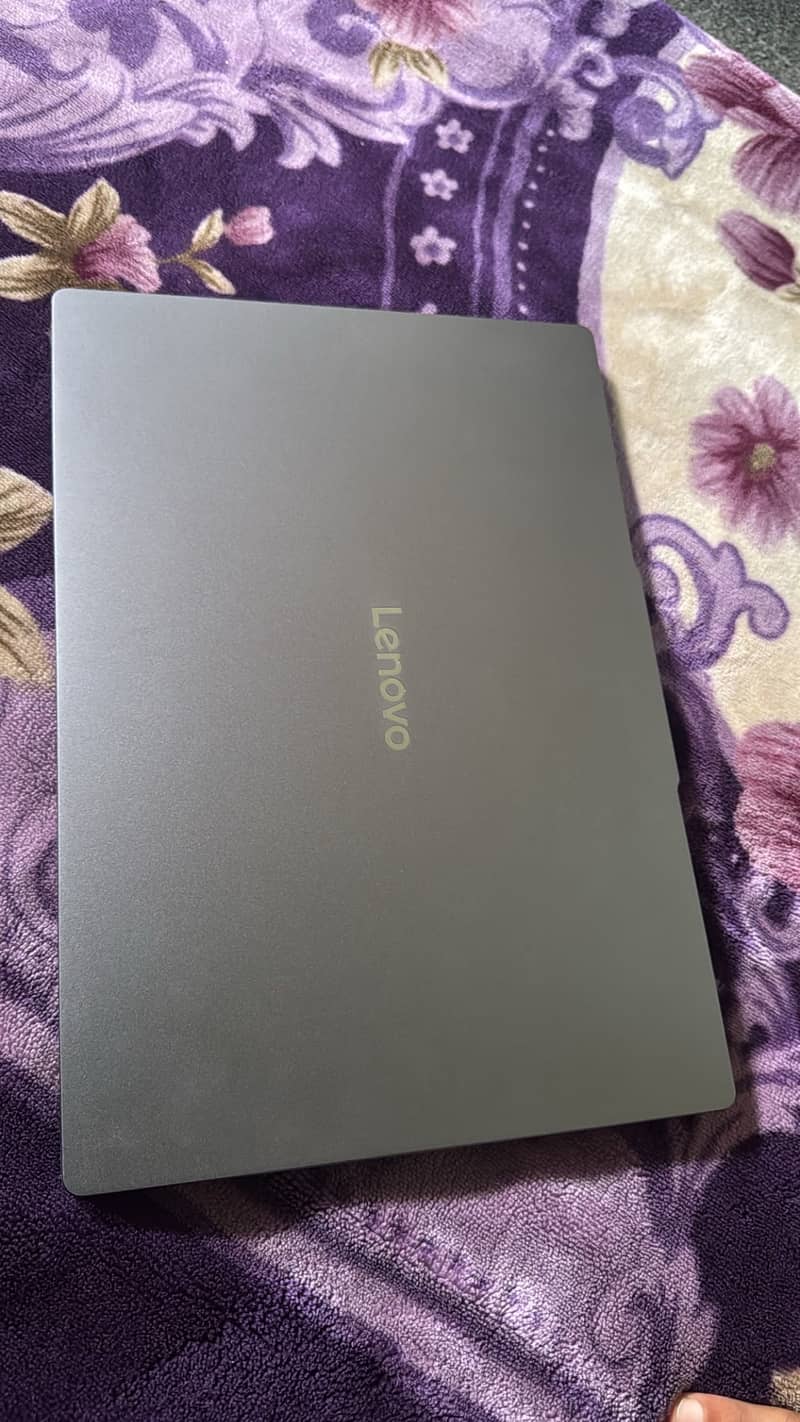 Selling my laptop - Laptops - 1115599046