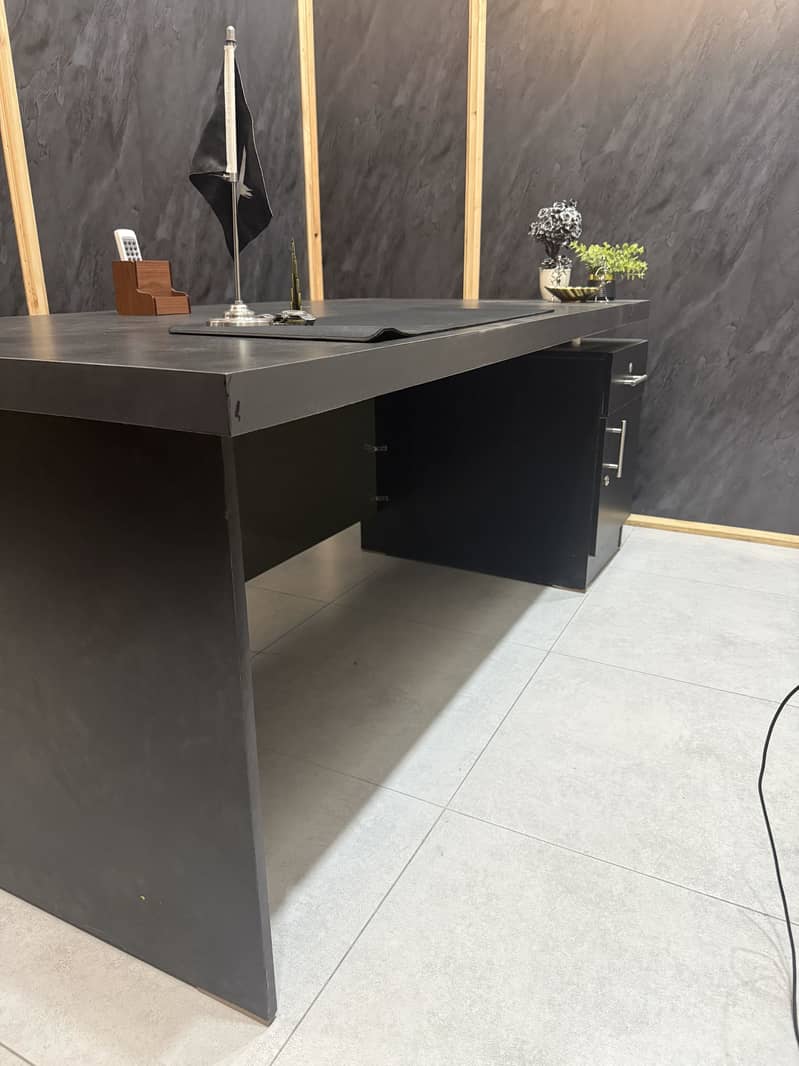 Executive office Table - Office Tables - 1115635426