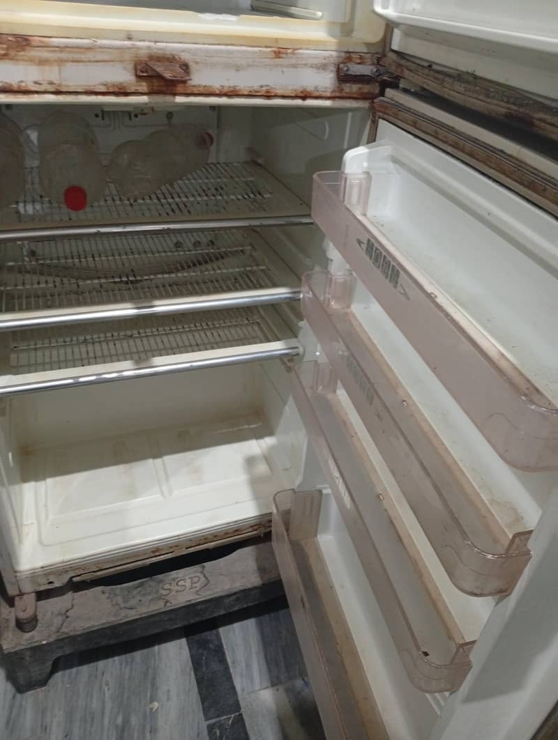 fridge for sale - Refrigerators - 1115637796