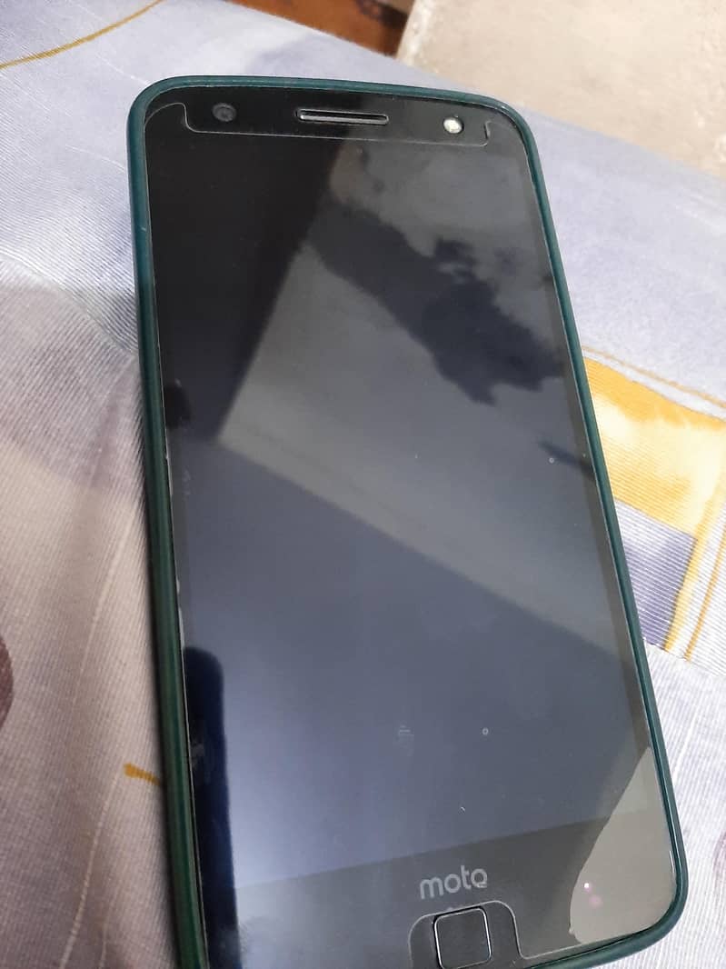 Motorola Moto z play - Mobile Phones - 1115652356