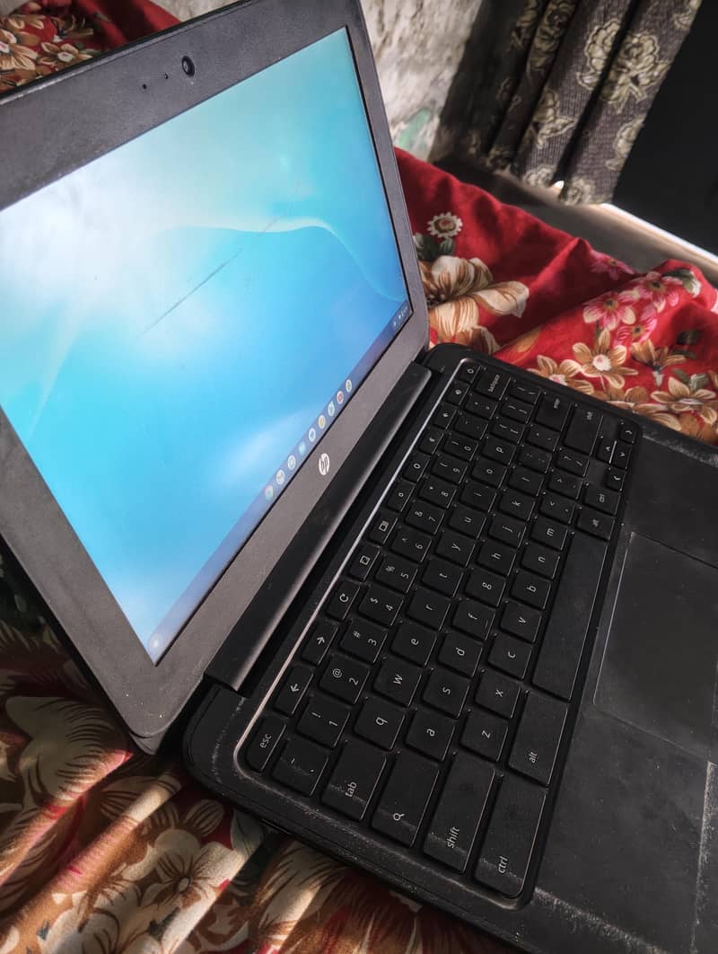 Chrome book Ho 4 16gb - Laptops - 1115652531