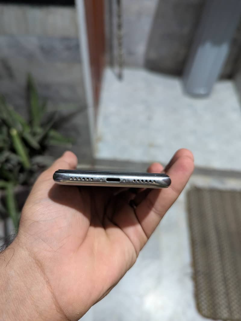 Apple iPhone X - Mobile Phones - 1115694751