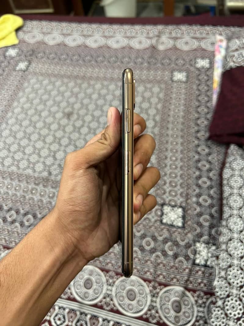 Apple iPhone XS Max Dual Approved 64 gb - Mobile Phones - 1115709334