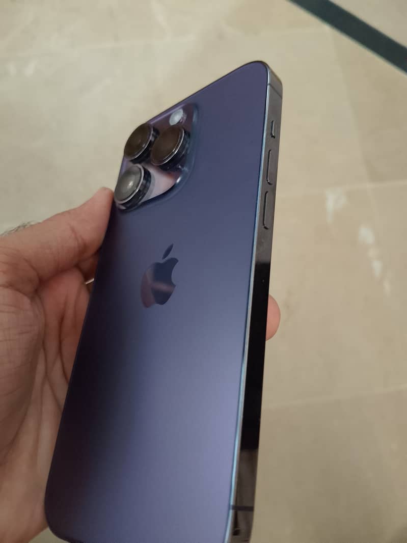 Apple iPhone 14 Pro - Mobile Phones - 1115714978