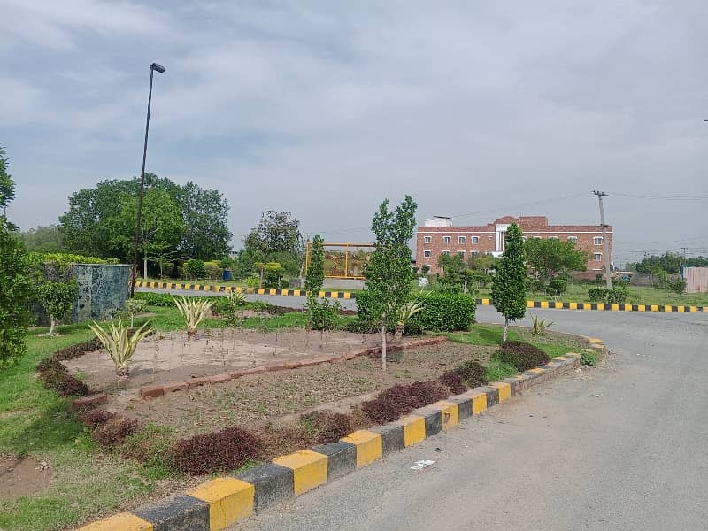 Prime Location In Zaamin City Phase 2 - Block A 3 Marla Residential ...