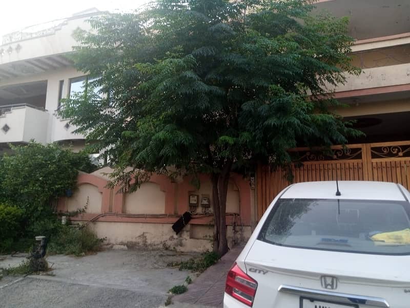 I-8 Beautiful Upper Portion For Rent. . . . - Portions & Floors ...