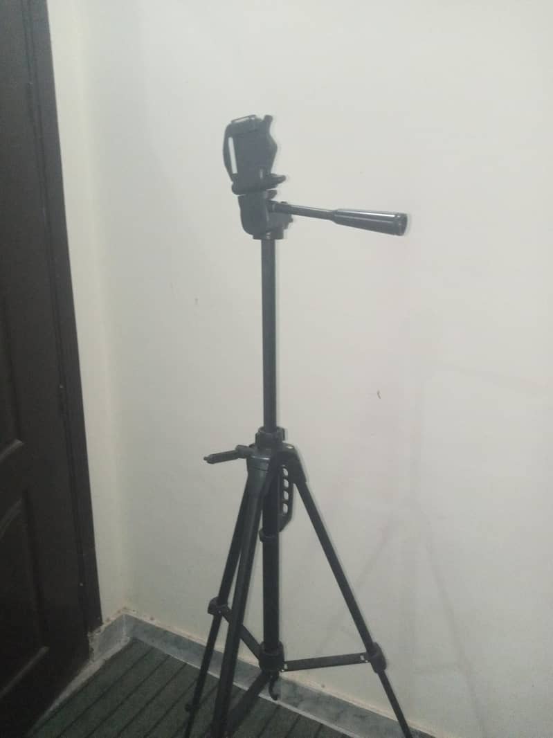ICON company camera stand price 9000 - Other Services - 1115740981