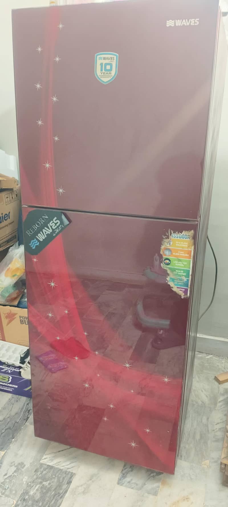 bake fridge ok chalta tha light ka jhatka na compressor jala deya h ...