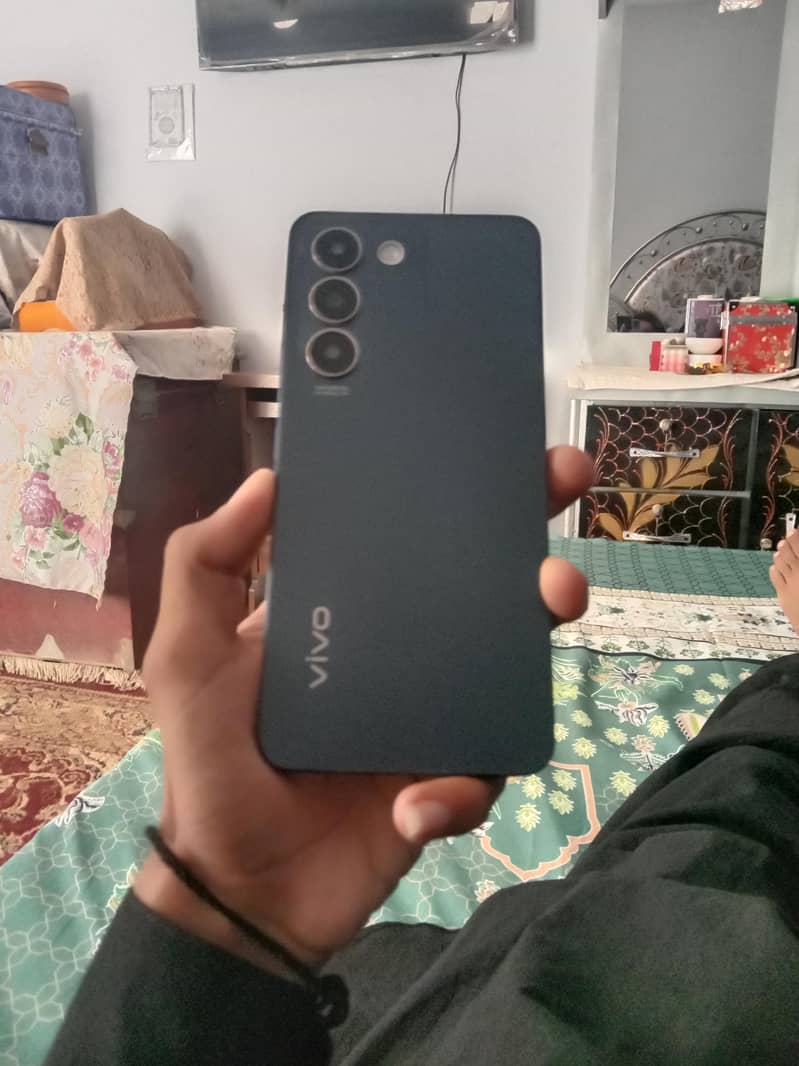 Vivo Y100 - Mobile Phones - 1115748924