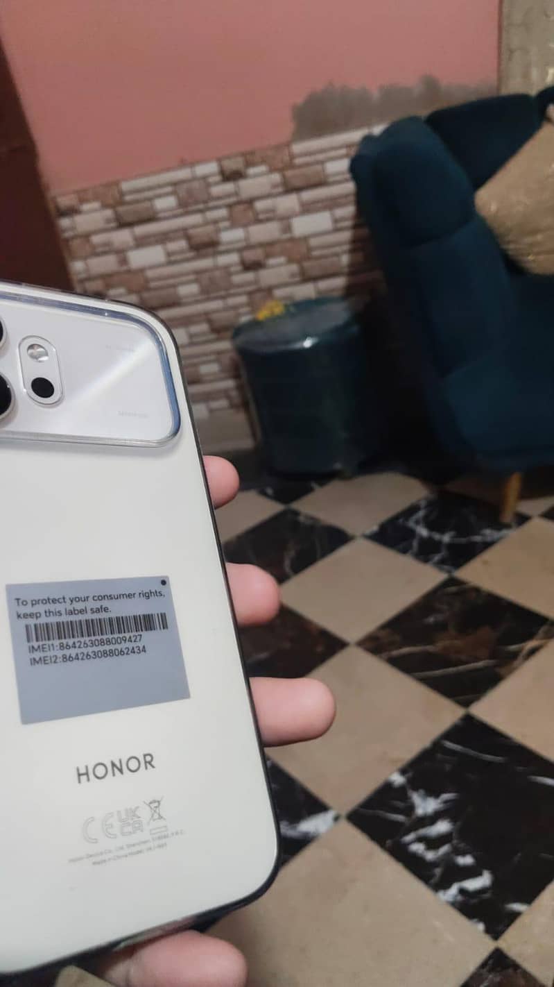 Honor 600 - Mobile Phones - 1115759287