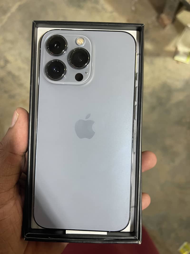 iPhone 13 pro (water pack) - Mobile Phones - 1115763599