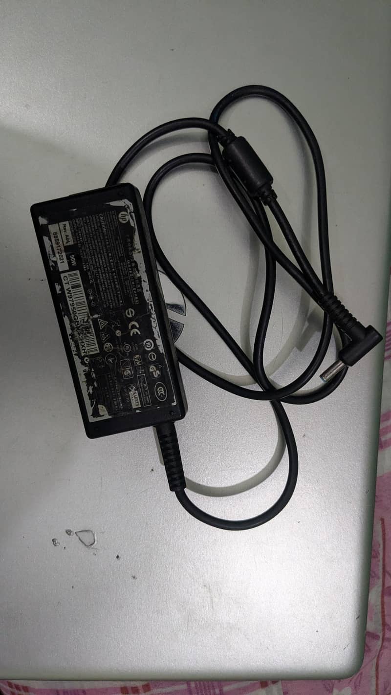 Hp laptop charging adopter - Computer Components - 1115768672