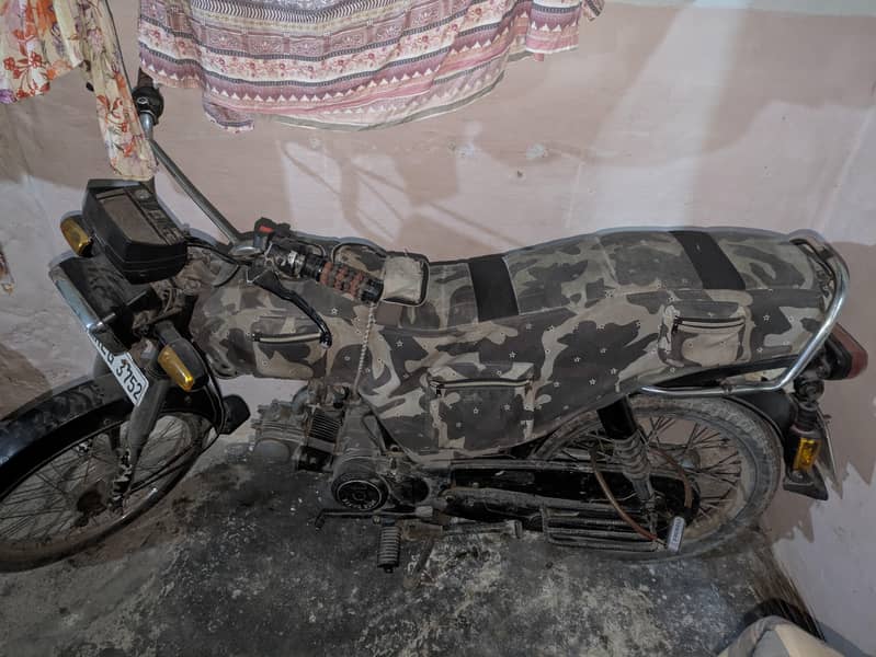 super power bike - Standard Bikes - 1115770671