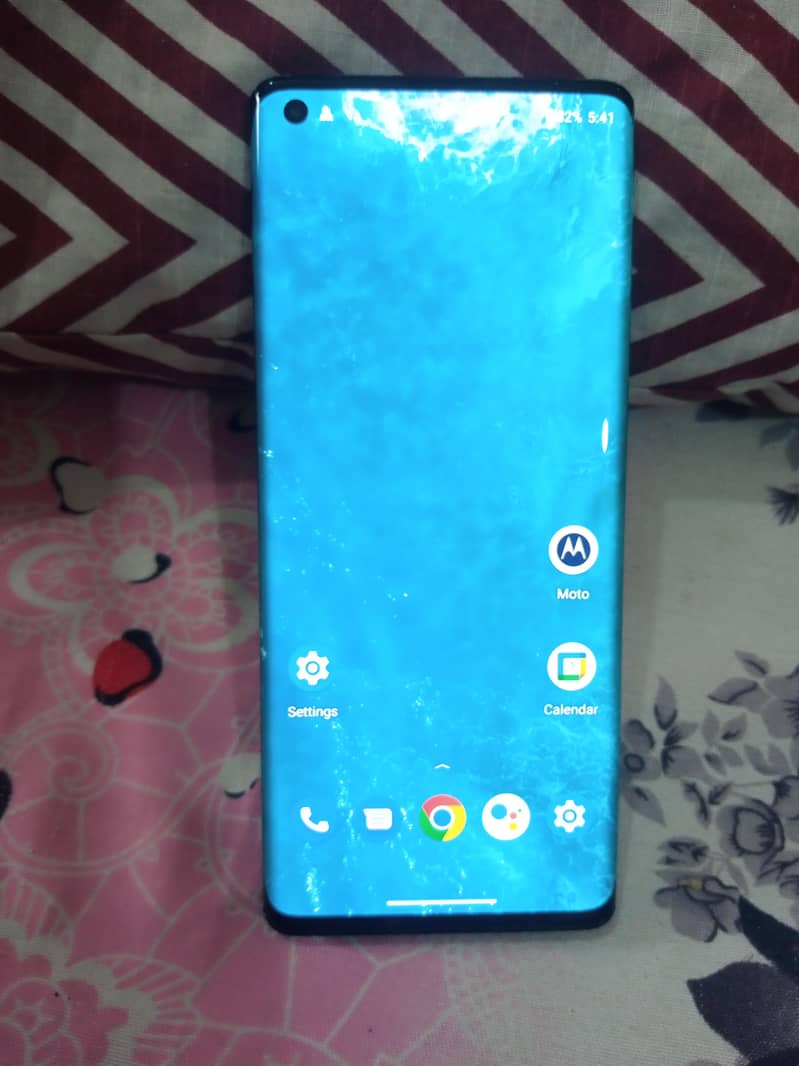 Motorola Edge - Mobile Phones - 1115771361
