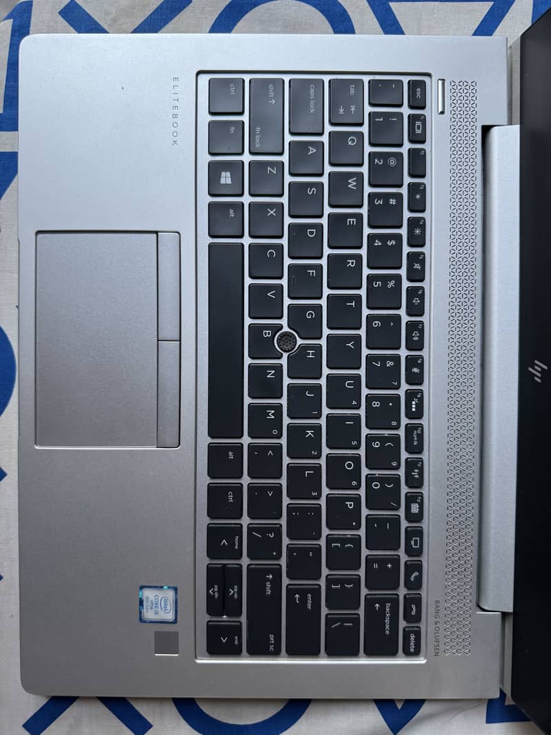 HP Elitebook 830 G5 8Gb /128 ssd - Laptops - 1115775584