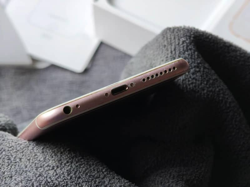 iphone 6s plus 128 GB (no open no repair) (PTA approved) all ok ...