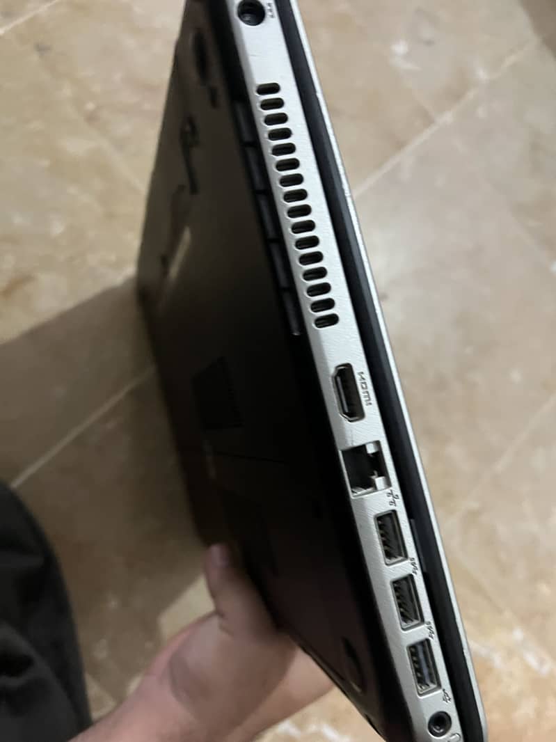 Dell laptop - Laptops - 1115802701