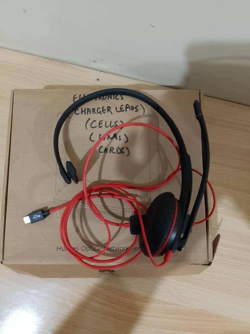 Selling headphones, controllers and cables - Computer Components ...