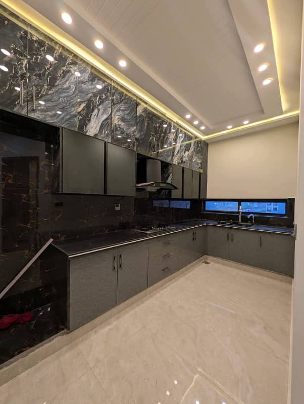 Brand New 5 Marla Luxury House For Rent | 3 Bed | Double Kitchen | DHA ...