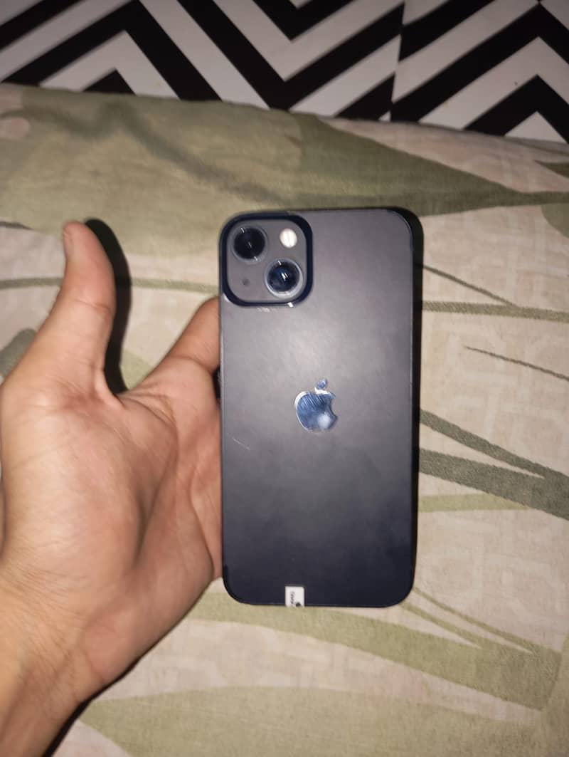 Apple iPhone 13 - Mobile Phones - 1115851597