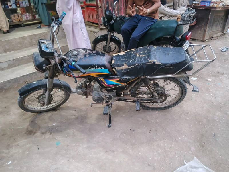 70 bike - Standard Bikes - 1115889861