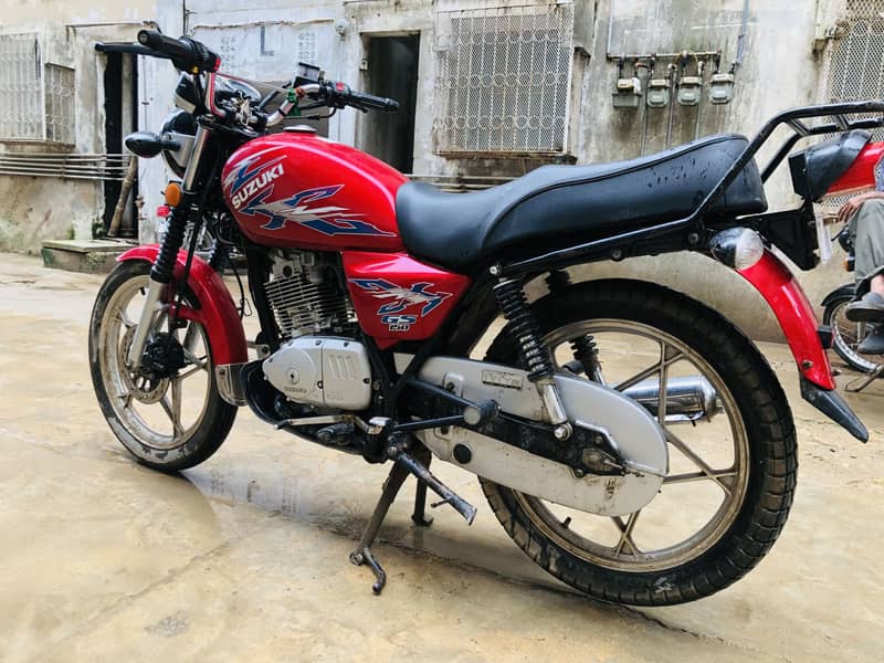 Suzuki GS 150 SE - Standard Bikes - 1115894709