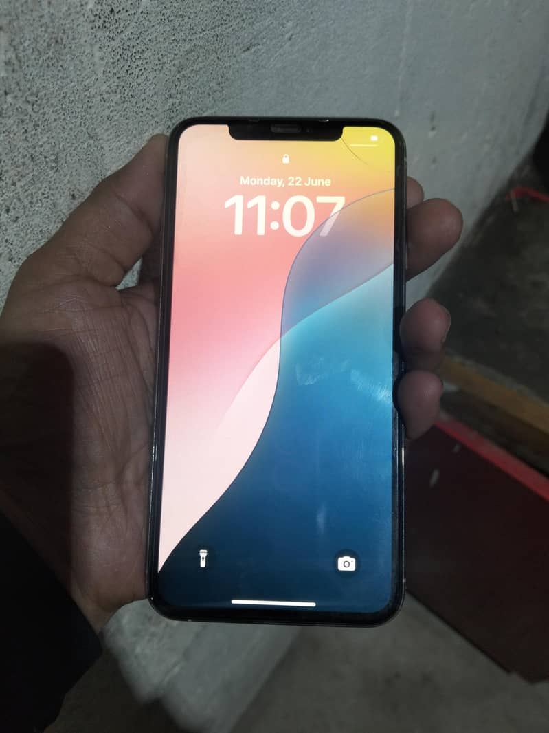 iPhone XS Max fresh piece JV ke andar yah battery health original 81 ...