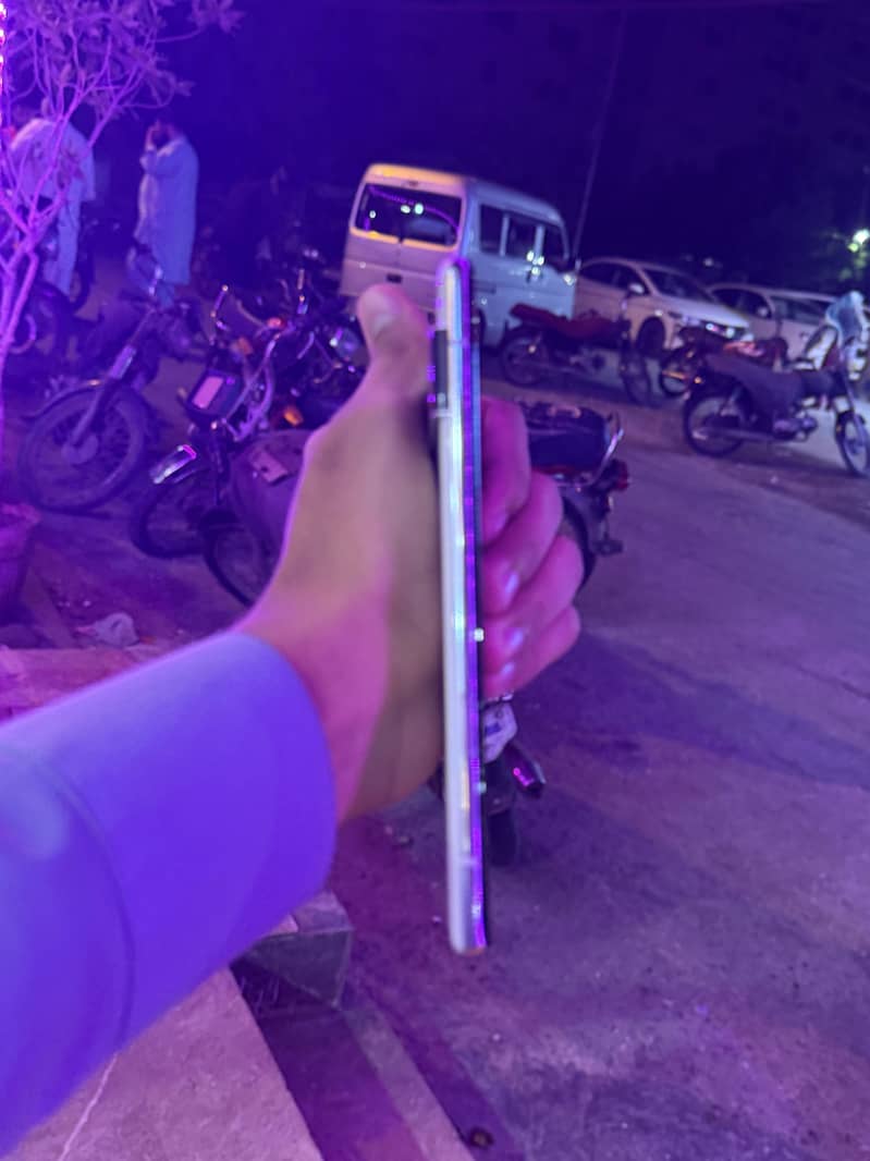 Google Pixel 6 Pro - Mobile Phones - 1115897033