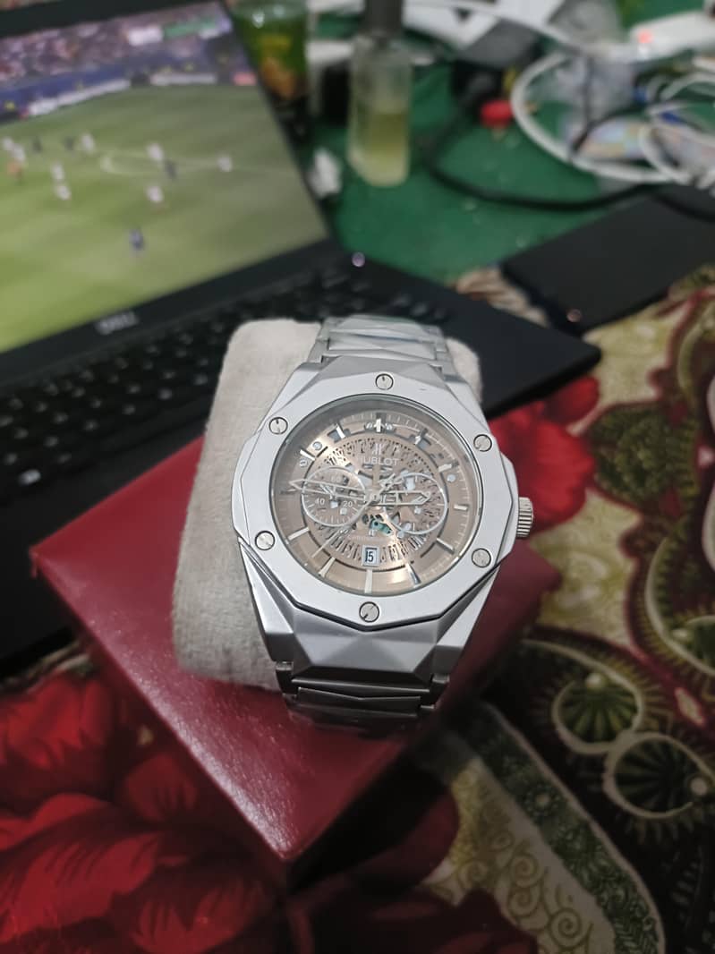 Hb watch for man with beautiful gift box available - Watches - 1115899852