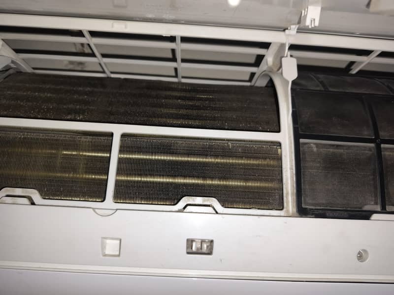 1 ton DC inverter AC - Air Conditioners - 1115924686