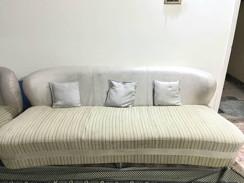 7 seater sofa set in beige off white colour - Sofas - 1115929156