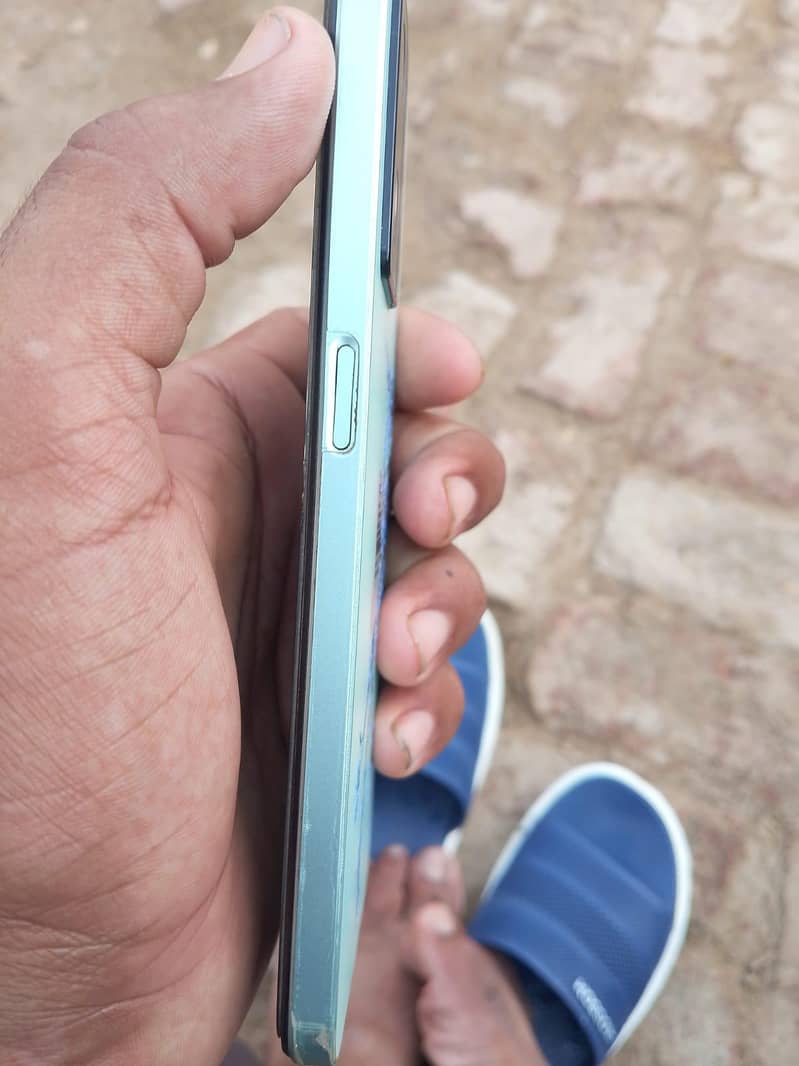 OPPO A57 - Mobile Phones - 1115955482