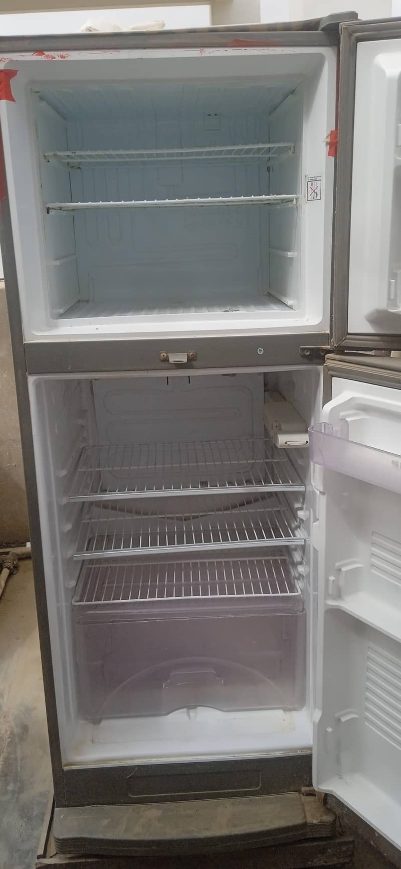 fridge - Other Household Items - 1115961163