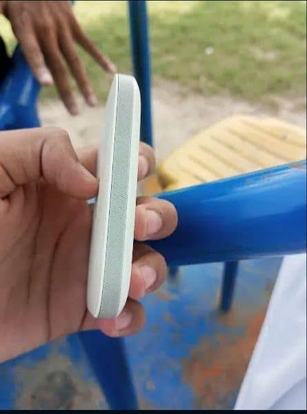 UNLOCKED ZONG BOLT+ 4G INTERNET WIFI DEVICE JAZZ UFONE TELENOR SIM ...
