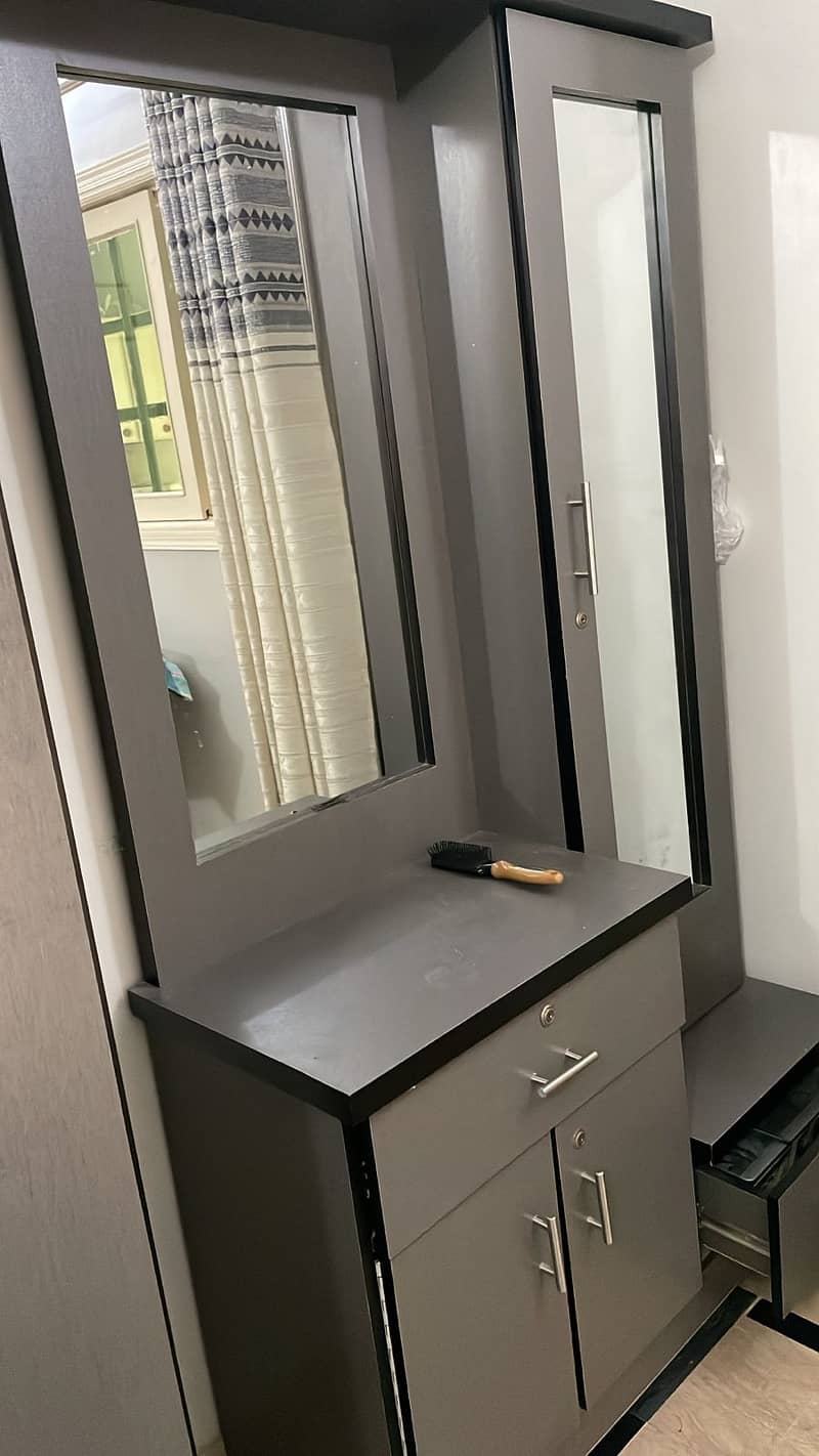 Complete Bed Set with Wardrobe & Dressing Table - Beds - 1115962926
