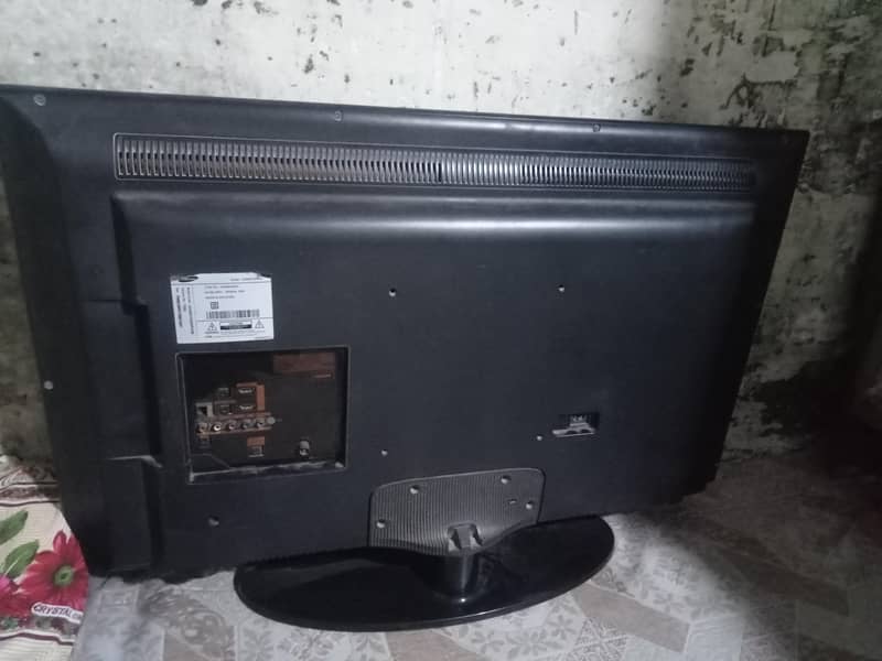 Samsung led smart 40 inch original - Televisions - 1116041212