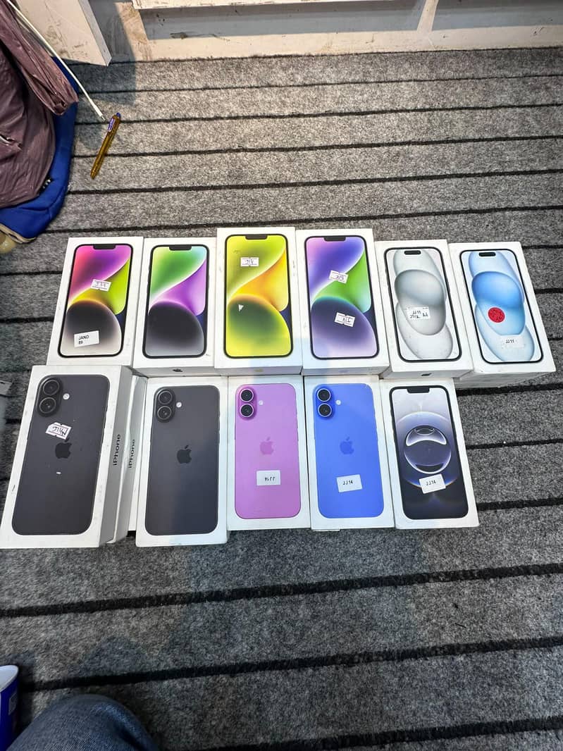 iPhone 14,15,16,16e Box Pack Lock - Mobile Phones - 1116179938