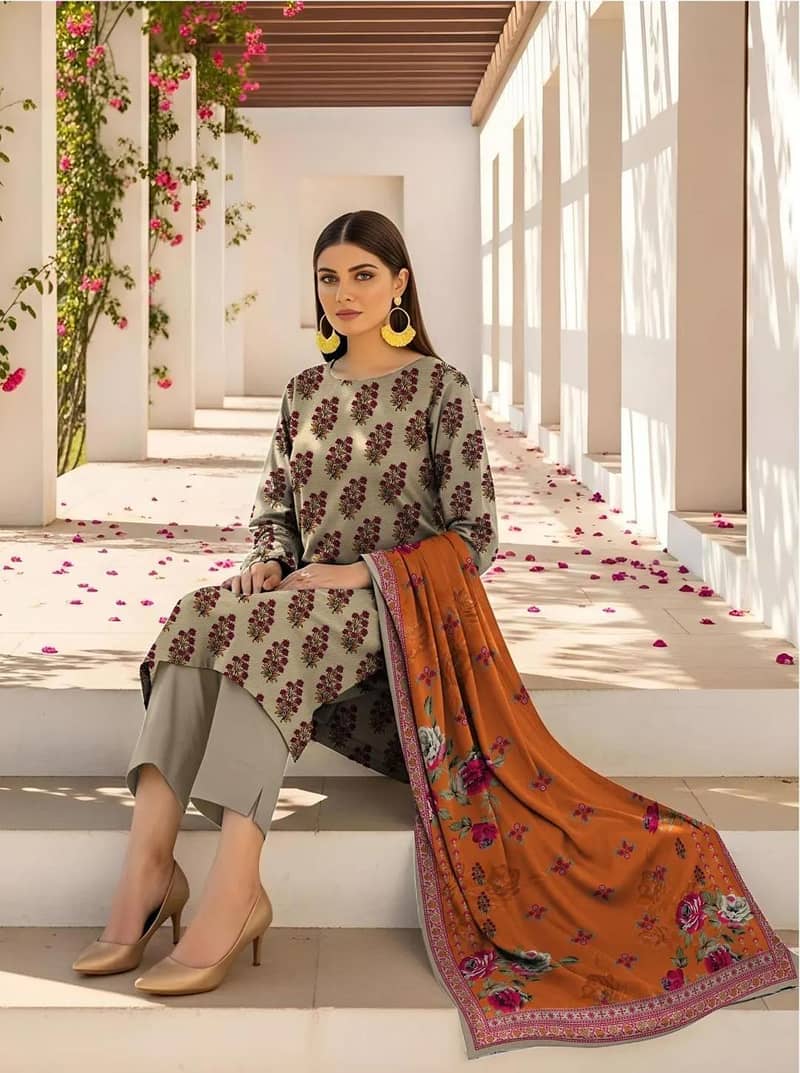 Product Name*: Women's 3Pcs Printed Lawn Suit Off White - Clothing ...
