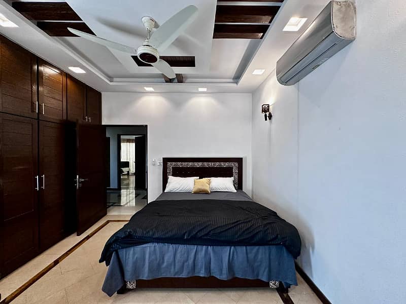 10 Marla Fully Furnished House For Rent In DHA Phase 5, Lahore - Houses ...