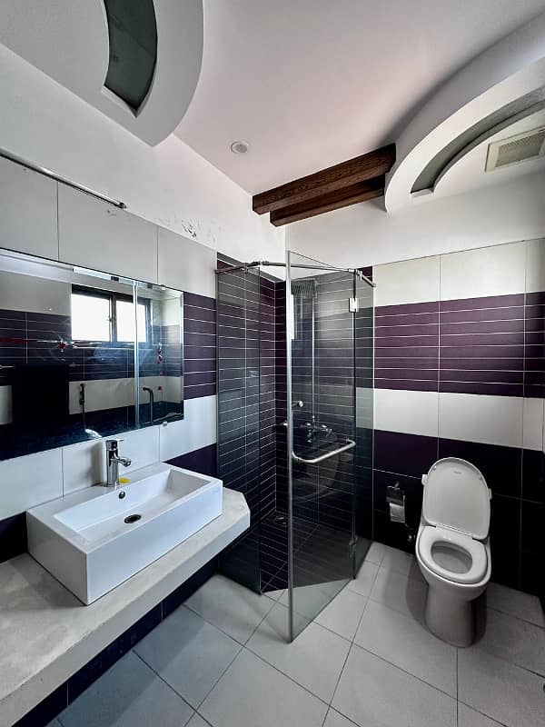 10 Marla Fully Furnished House For Rent In DHA Phase 5, Lahore - Houses ...