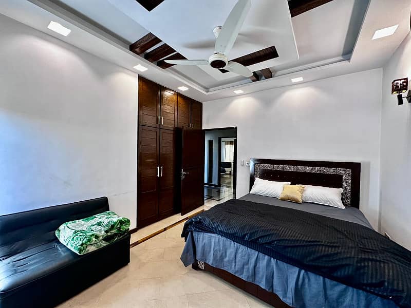 10 Marla Fully Furnished House For Rent In DHA Phase 5, Lahore - Houses ...