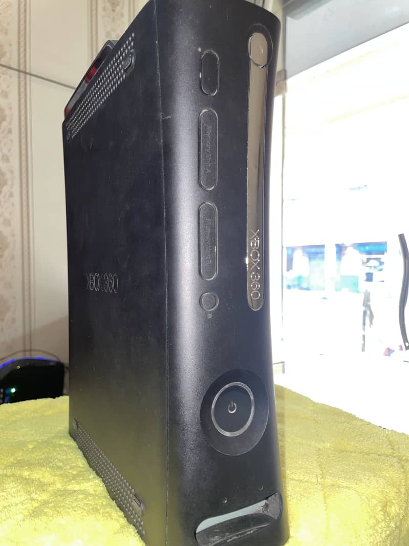 Xbox 360 Black Color in Excellent Condition With Games & Controllers ...